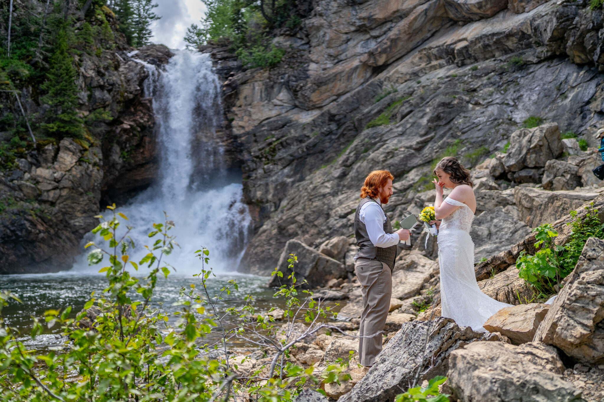 A Love Story Written in Waterfalls: Running Eagle Falls Ceremony ...